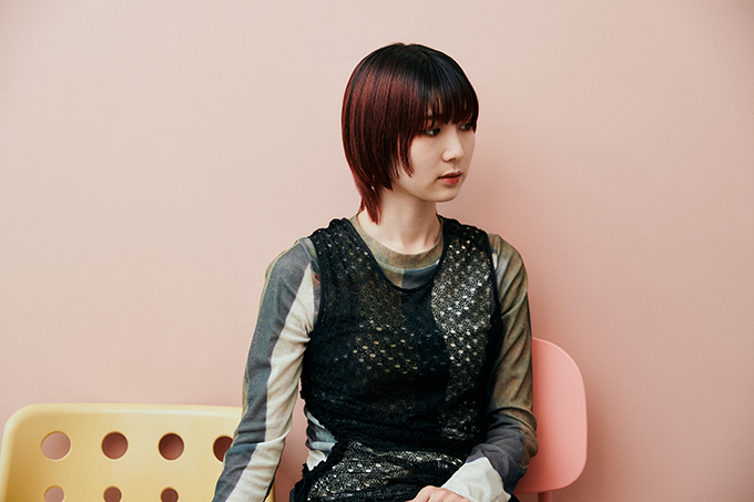 【STAFF HAIR】punel発これぞ原宿トレンド！サロンスタッフが魅せる、洗練された内装にも好相性な個性派オシャレヘアに注目！｜リクエストQJ